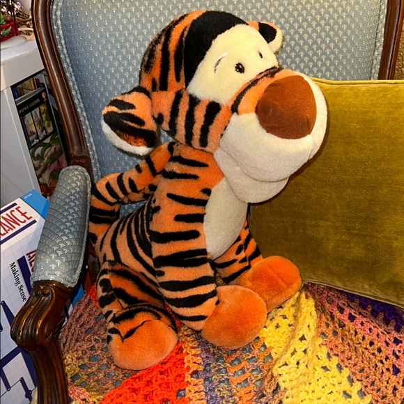 Disney | Toys | Wdw Tigger Giant Large Stuffed Tiger Plush Theme Park ...
